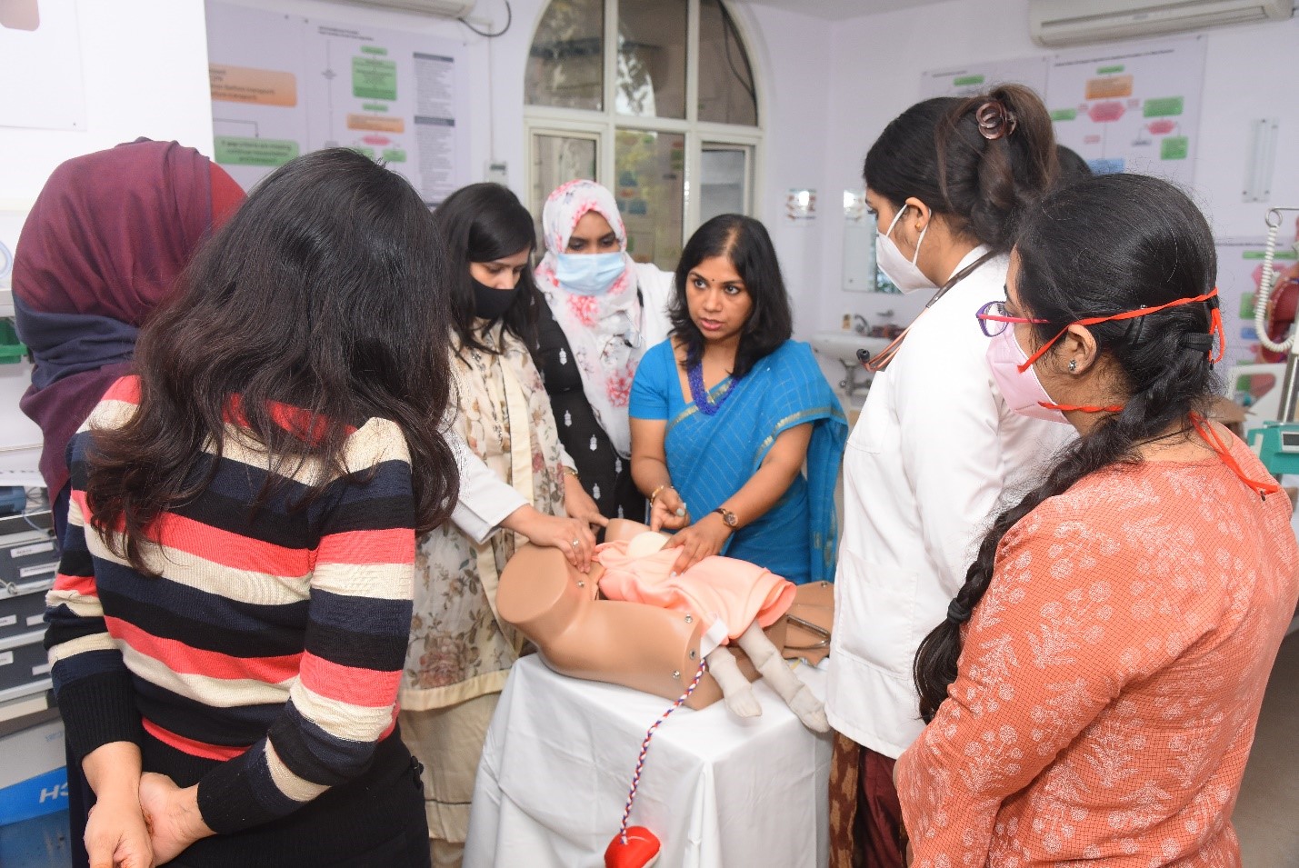 Hands on Workshop "Obstetric skills: tips and tricks" - Hamdard ...